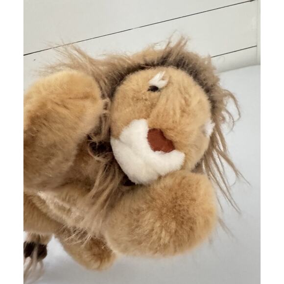 Dakin | Toys | Vintage R Dakin Co 99 Realistic Lion Stuffed Animal ...